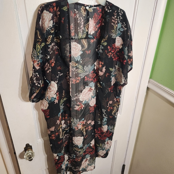 Live 4 Truth | Tops | Live 4 Truth Sheer Floral Kimono Size S | Poshmark